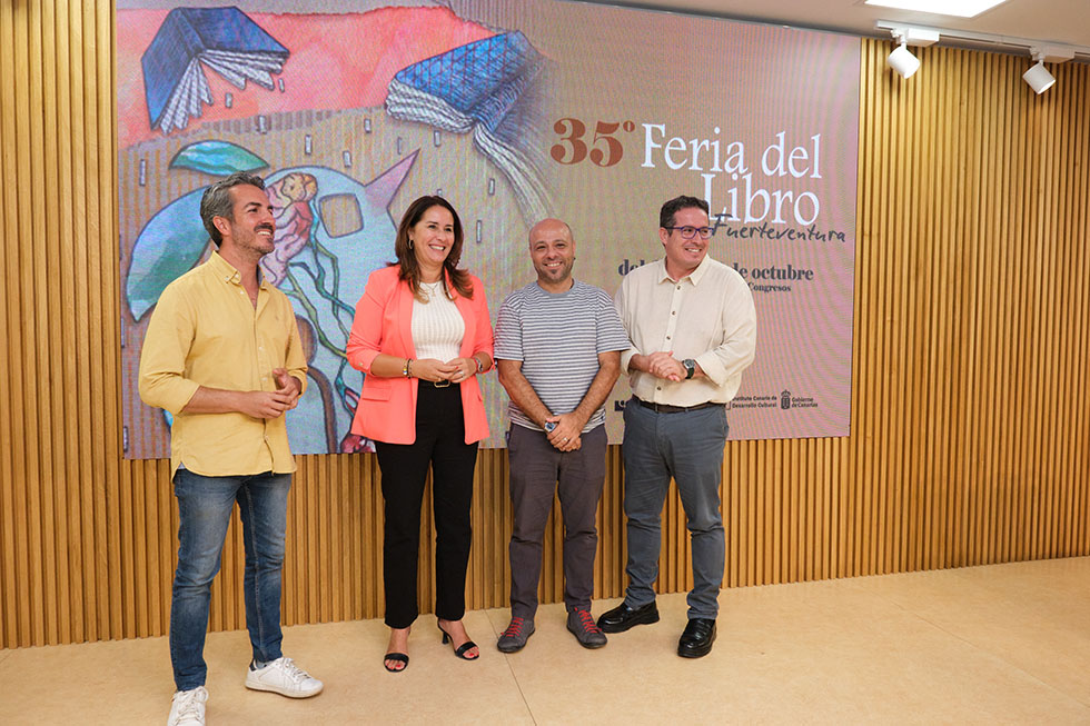 Isaac Rosa, Nieves Concostrina, Nativel Preciado y Kiko Amat en la 35 ...
